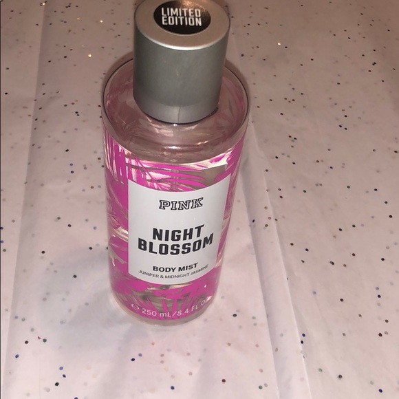 PINK Victoria's Secret | Other | Body Mist | Poshmark